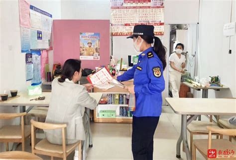 部门动态临沭县综合行政执法局开展民法典普法宣传进商铺活动 在临沂