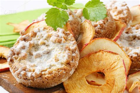 酥皮苹果点心饼干麦片碎屑清新偏好蛋糕食品细的甜点沙司