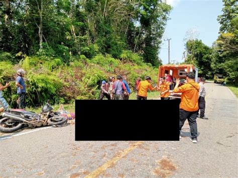 Breakingnews Dilindas Truck Sawit Kaki Pengendara Motor Nyaris Putus