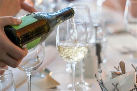 Best Wine Serving Temperatures