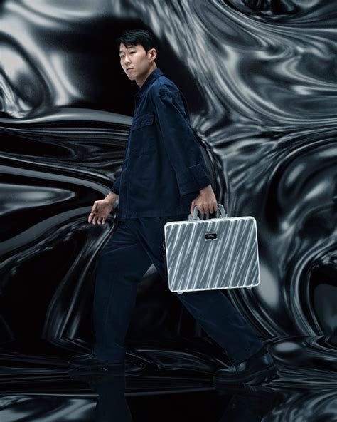 Tumis New 19 Degree Aluminum Campaign Stars Son Heung Min