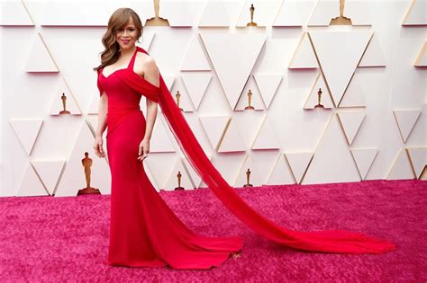 Rosie Perez Body Measurements Secrets To Success