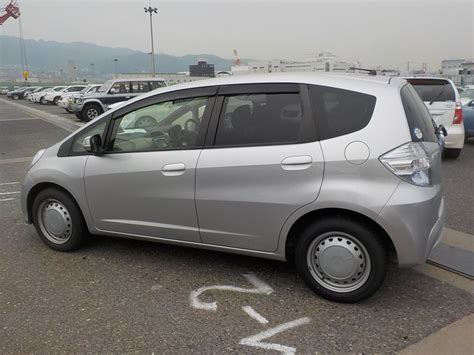 ავტომობილები ავტომობილები ამერიკიდან და იაპონიიდან