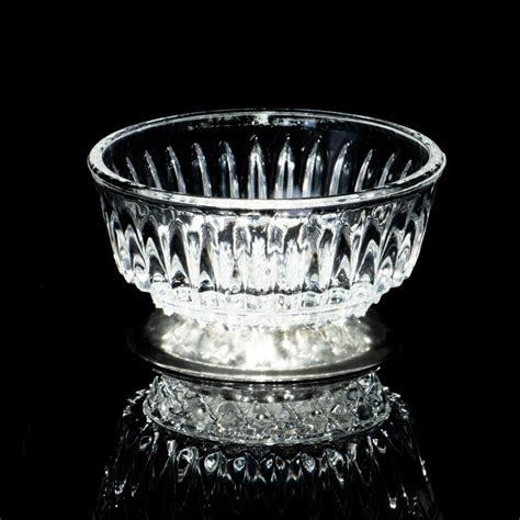 Ваза конфетница на ножке стекло металл СССР 1980 1990 гг стоимостью 2162 руб