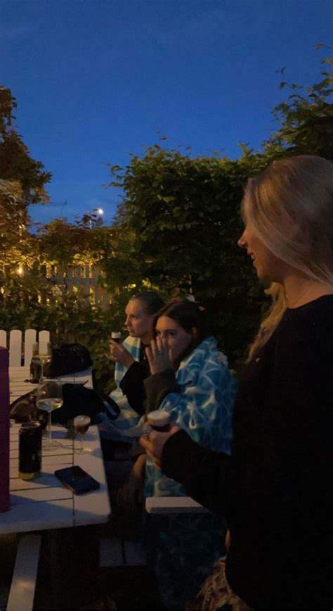Pin Tillagd Av Björn Lenzen På Quick Saves I 2024 Sommar Bilder Med