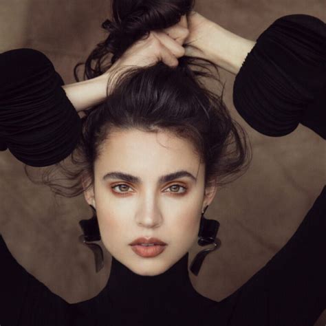 دانلود بهترین فیلم های Sofia Carson بیوگرافی نماگیت