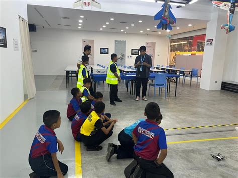 Hee Tech Academy On Linkedin Educationforthefuture Stemlearning