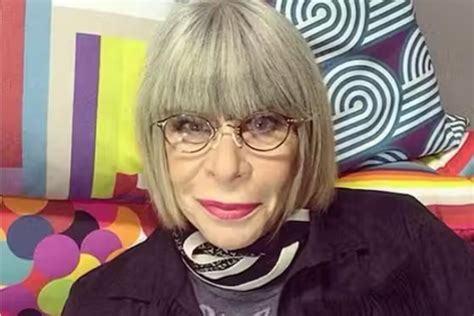 Rita Lee fazia aniversário em maio ou dezembro Entenda
