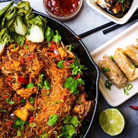 Pad Woon Sen Thai Stir Fried Glass Noodles