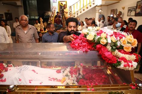 Krishna No More మహేశ్‌కు అండగా స్టార్ హీరోలు ఎలా ధైర్యం చెప్పారో