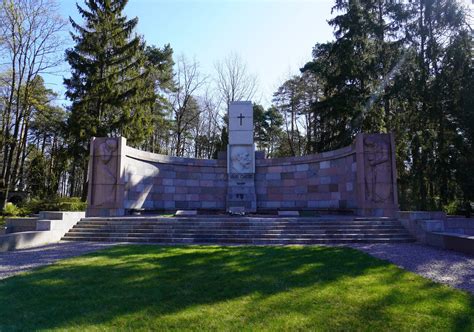 Latvijas Republikas Satversmes tiesa Satversmes tiesas priekšsēdētāja