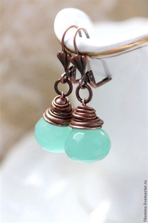 Медные Серьги с Мятным Халцедоном