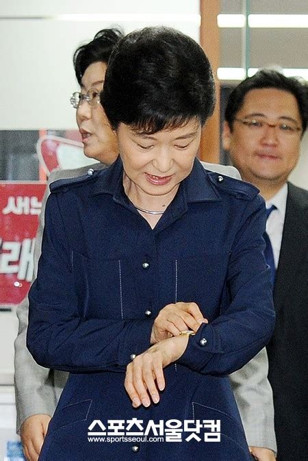 임영무의 P 파인더 뜨거워진 야권후보 단일화 문文안安 인사 드립니다 정치 기사 더팩트