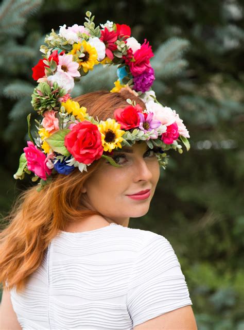 Midsommar May Queen Crown Duffney Sisters