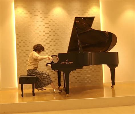 サロンで練習♪ 0歳からのファミリーコンサート｜ミルテスタジオ