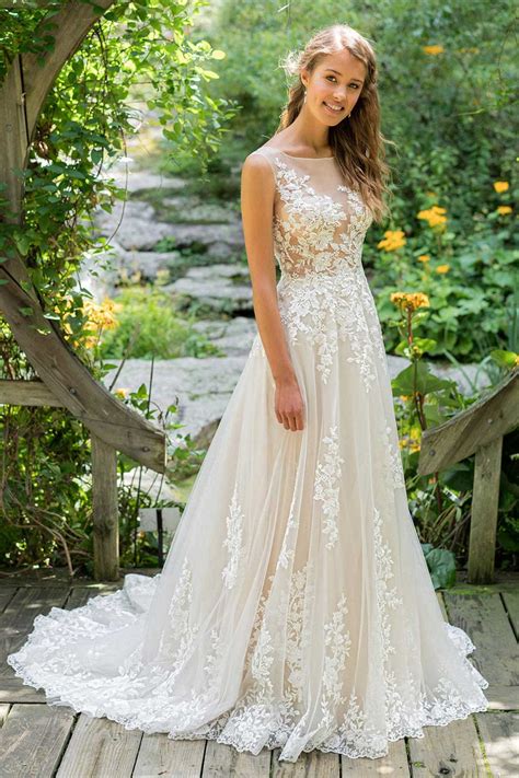 Robe de mariée dentelle 25 robes magnifiques pour trouver linspiration