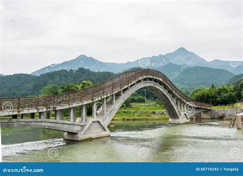 Puente Del Arco Iris Imagen De Archivo Imagen De Paisaje 60710243