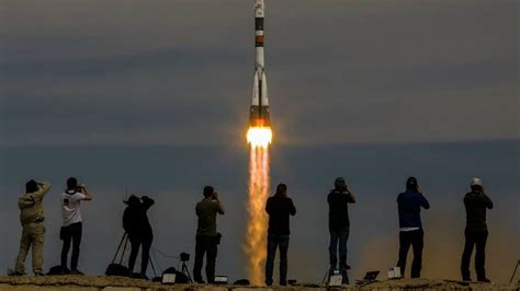 Astronauten Aangekomen Bij Ruimtestation ISS Wetenschap NU Nl