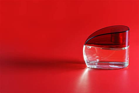 شعار العطور الفاخرة للأعمال التجارية متجر مستحضرات التجميل العلامة