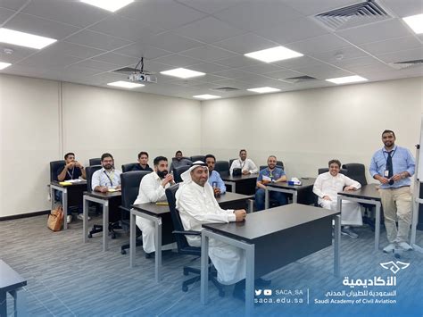 الأكاديمية السعودية للطيران المدني On Twitter بمشاركة عدد من منسوبي