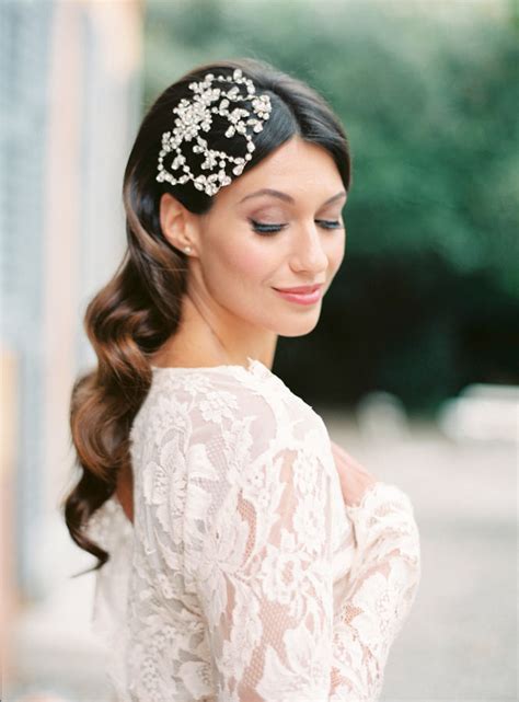 The Hollywood Waves Bridal Hair Trend Our Top Looks In 2025 Make Me