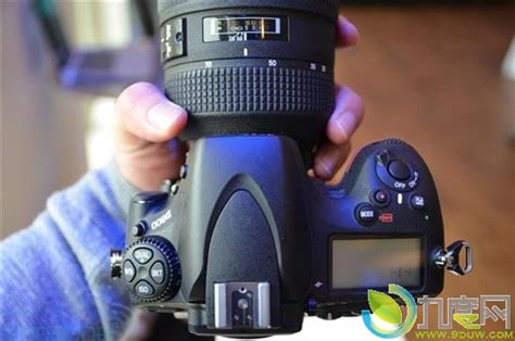 尼康推出3600万像素全画幅高端单反数码相机d800d800e九度网