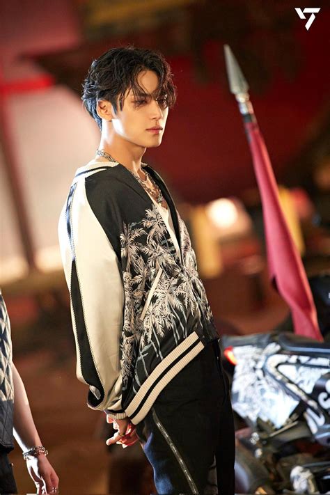 SEVENTEEN HOT MV Behind Sketch MINGYU Woozi Jeonghan Wonwoo Carat