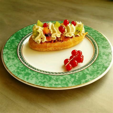 Vanilla Orange Blossom Fruit Eclair Rbaking