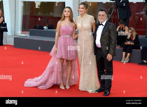 Jennifer Caroletti Eva Henger Und Massimiliano Caroletti Bei Der