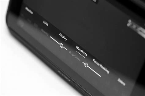 Atomos Shinobi Go Review Small Light Bright And Affordable