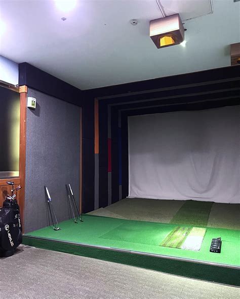 을지로 중부 스크린 골프장 을지로골프연습장 을지로 골프레슨 ⛳️을지로 Kpga 프로 골프연습장 🏌️all Time18홀am800~pm800까지15000원