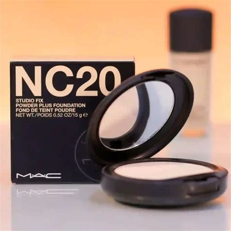 Buy MAC Studio Fix Powder Foundation-NC20 - Reflexions