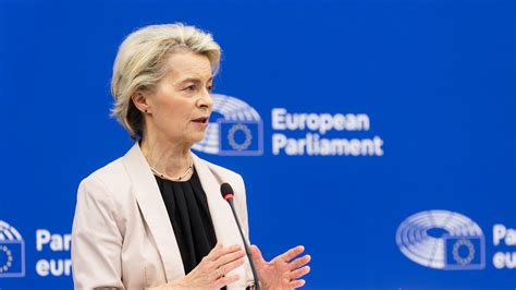 Von der Leyen mantendrá este martes su primer encuentro con el