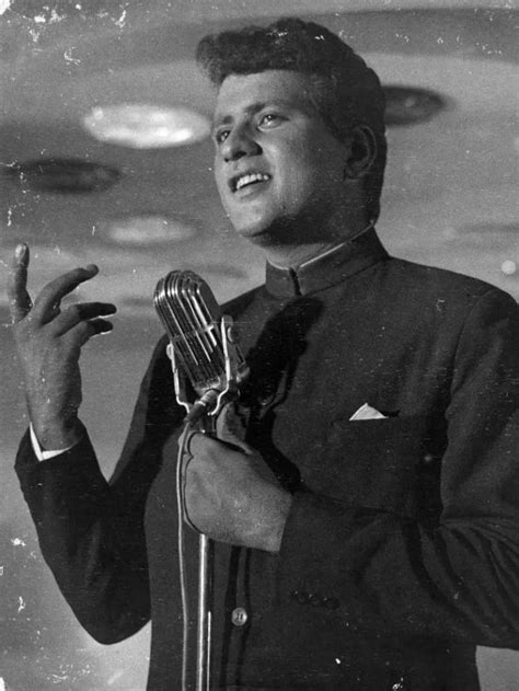 दिग्गज अभिनेता मनोज कुमार का राजकीय सम्मान के साथ अंतिम संस्कार Biography Kind