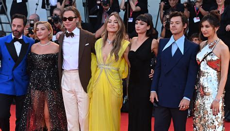 Warner Bros Execs Comment On Dont Worry Darling Press Tour Drama Dont Worry Darling