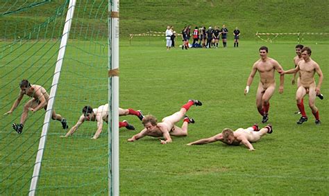 Provocative Wave For Men A Bit Of A Hot Naked Sporting March 2024