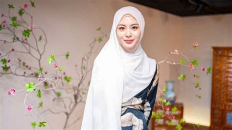 Ayana Moon Dikabarkan Segera Menikah Akibat Posting Foto Ini