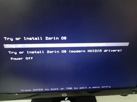 my screen doesn t receive signal after loading up zorin os 16 from