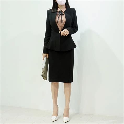 투피스 치마정장세트 금장버튼 노카라 자켓 스커트 셋업수트 유니폼 오피스룩 스타일라떼