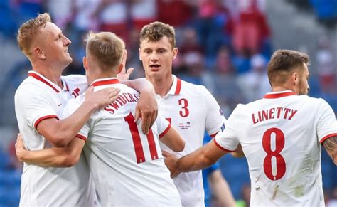 Awans reprezentacji Polski w rankingu FIFA Które miejsce zajmujemy
