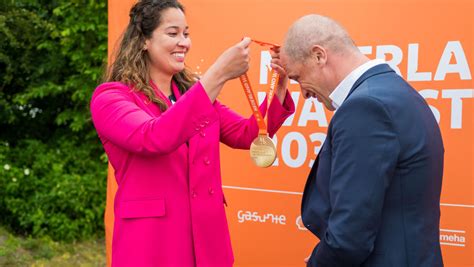Missie H2 Waterstofmedaille Voor Diederik Samsom