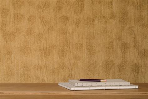 Élitis signe une collection de papier peint inspirée du bois