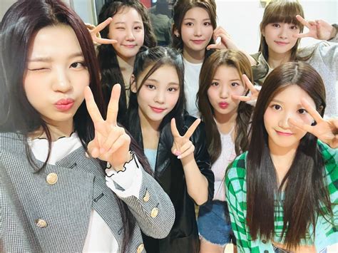 첫사랑 On Twitter 📸 221122 네이버 나우 꿈이야 Dkz 재찬 선배님과 함께 한 꿈이야🫧 첫사랑의