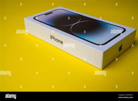 Iphone Pro Max In Space Black Color In Box In Apple S Latest Phone The Dynamic Island Is