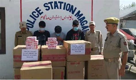Jk Police Bust Burglars Gang Stolen Property Worth Lakhs Recovered