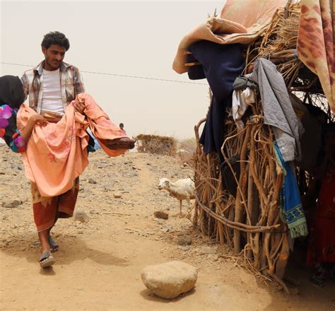 Cluster Munition Monitor 2016