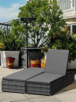 Outsunny Pe Rattan Sun Loungers With Cushion Outdoor Garden Sunbed