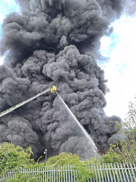 Rushden Fire Major Incident Declared After Huge Fire Engulfs Recycling