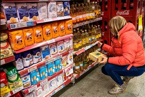 Pérdida del poder adquisitivo una familia necesita más de mil pesos por día para vivir en