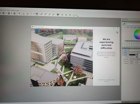 i have a file that closes layout immediately when i open it layout